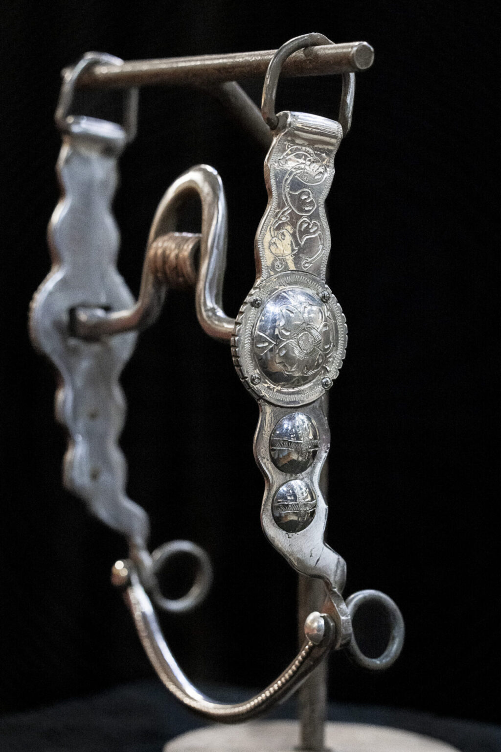 Jim Paul Bit - The Saddle House