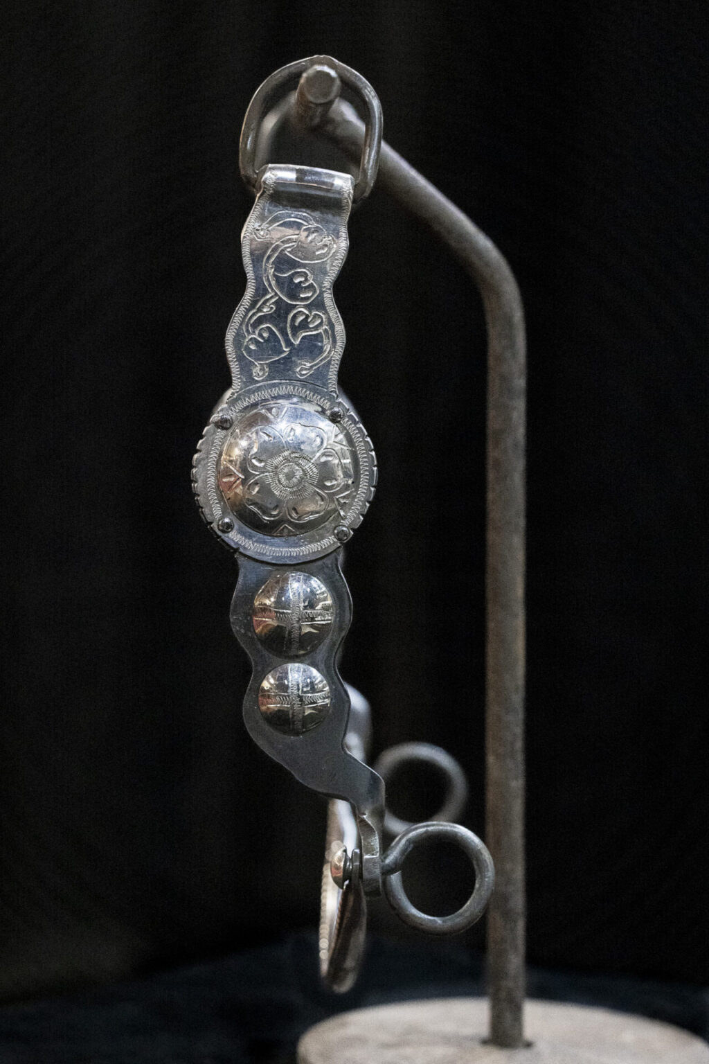 Jim Paul Bit - The Saddle House